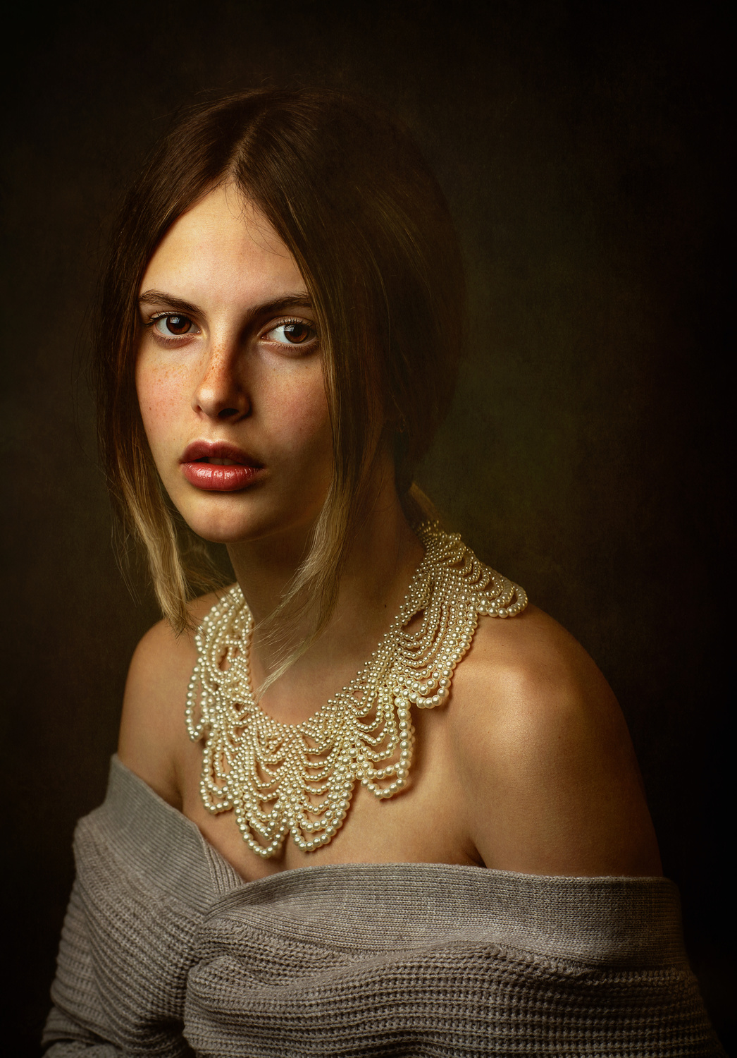 Alisa by Zachar Rise