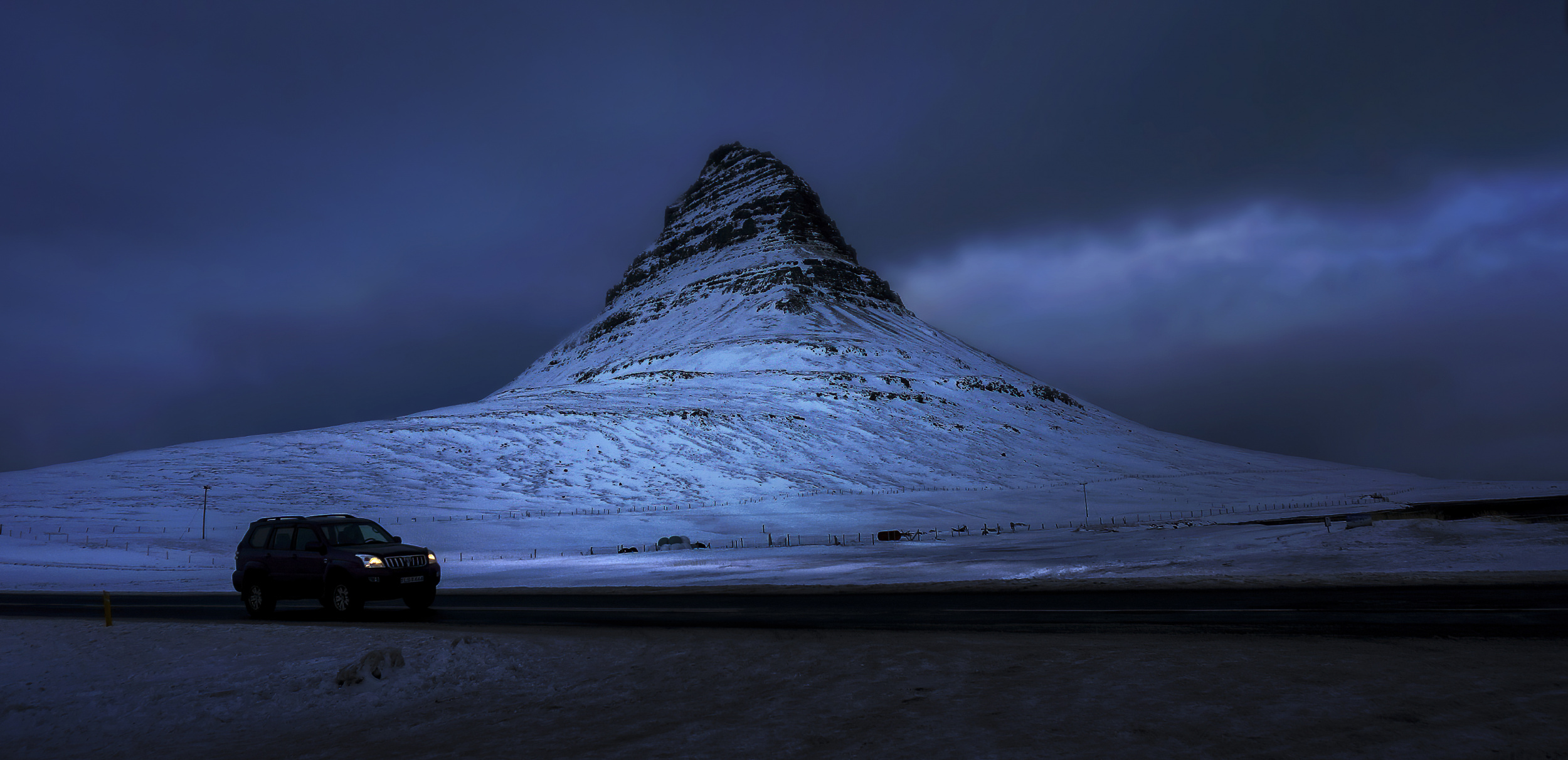 Lights in dark by Alex Lu