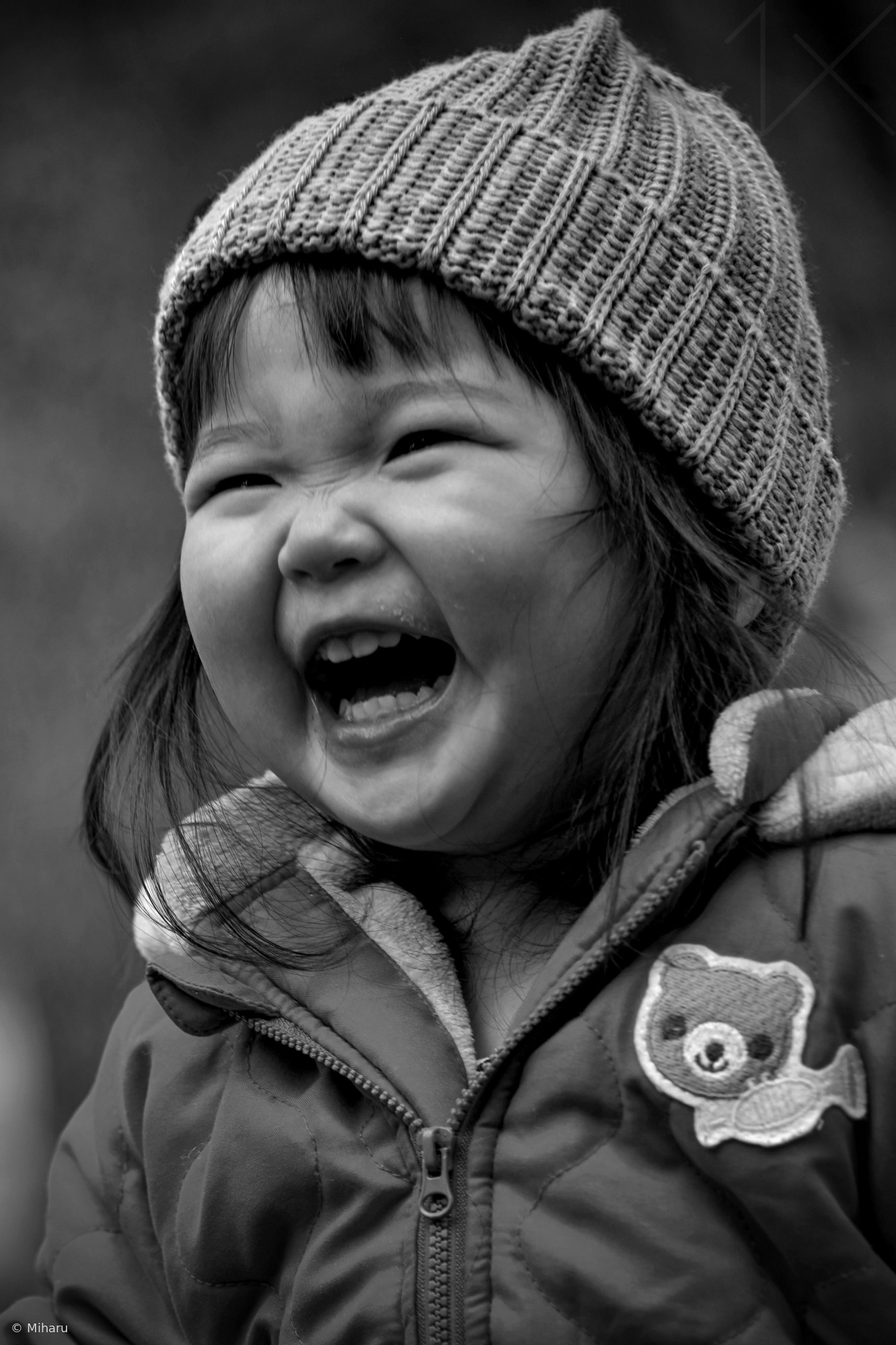 innocent smile by Miharu