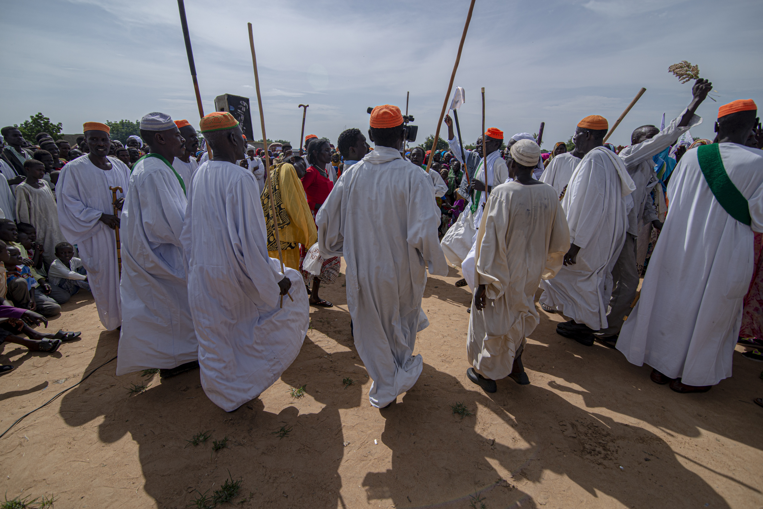 Dance in public by Sari Omer
